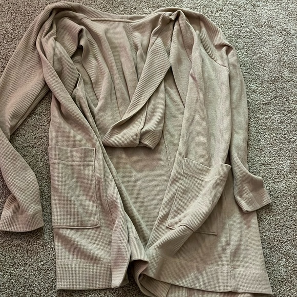 Splendid | Sweaters | Splendid Waffle Knit Cardigan With Pockets And ...